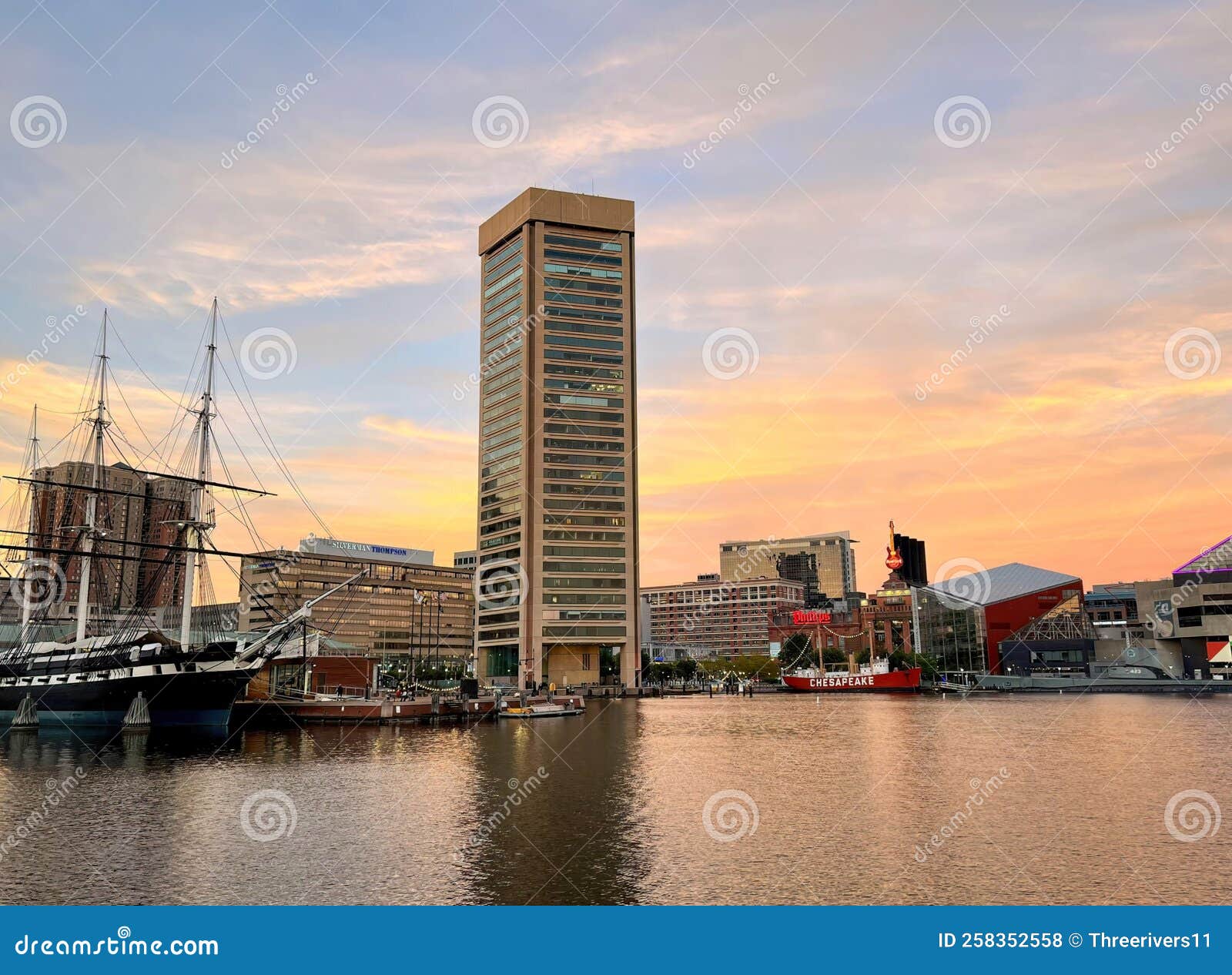 Baltimore Inner Harbor Sunset Editorial Stock Photo - Image of historic ...