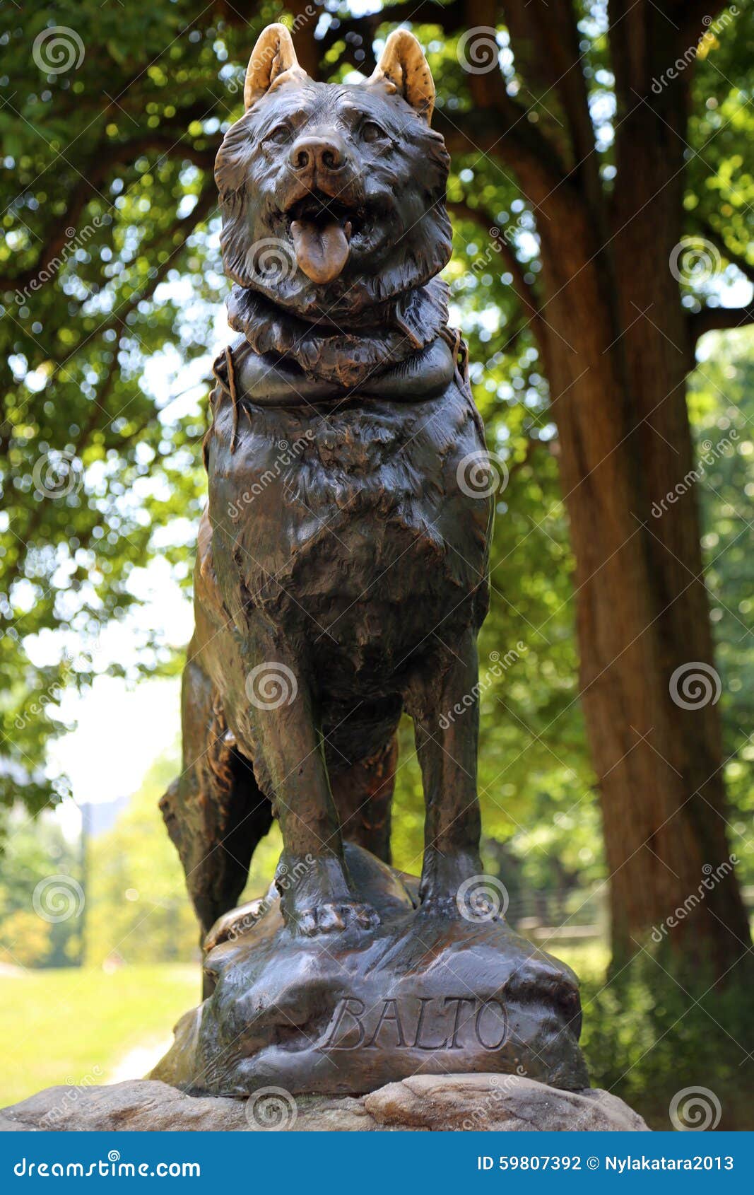 The Real Balto Statue
