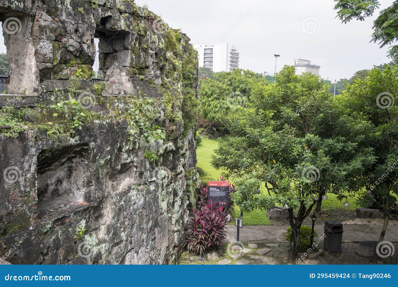 Baluarte De San Diego the Circular Fort Editorial Stock Image - Image ...