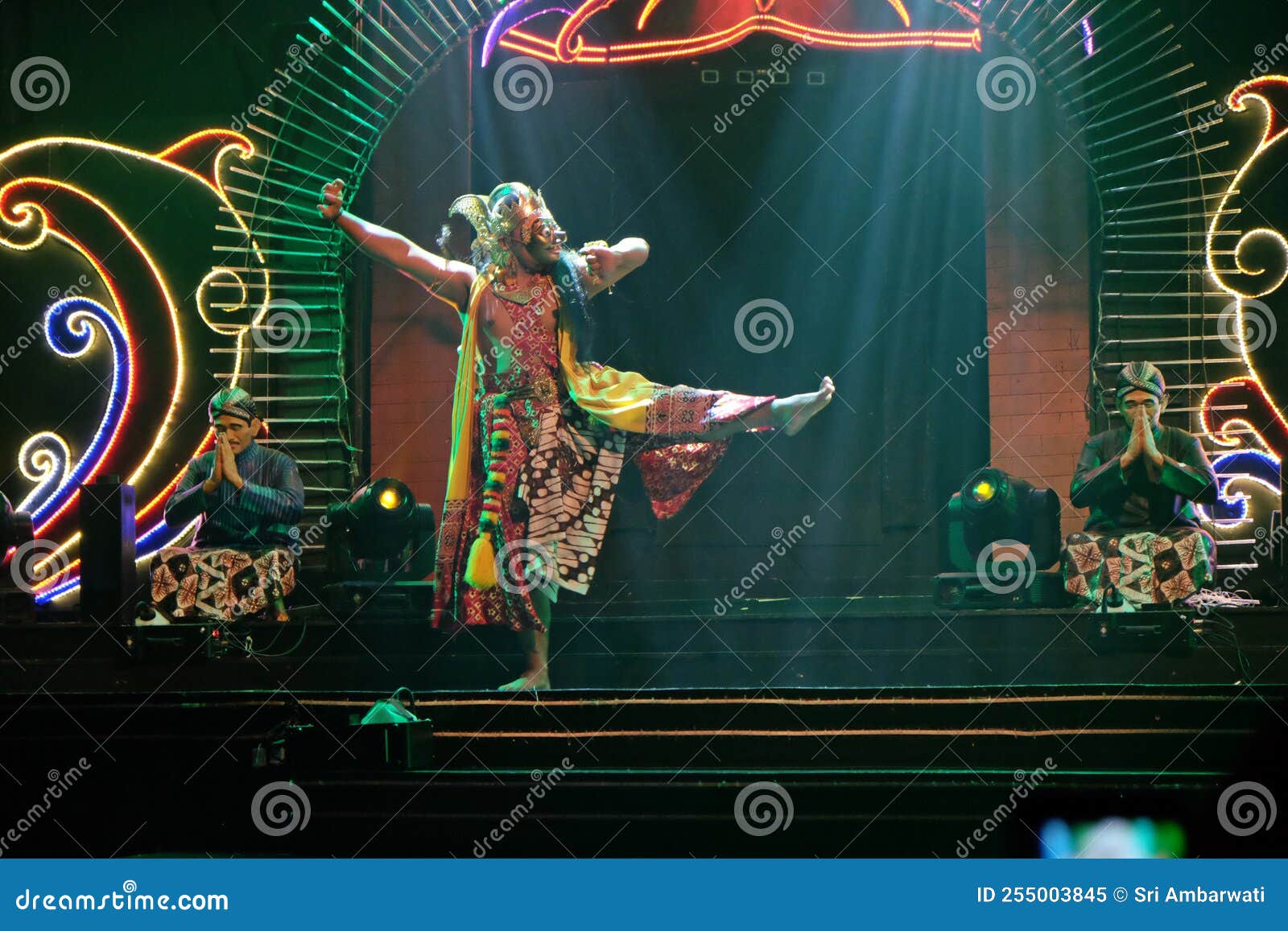Bambangan Cakil Dance is One of the Classical Dances in Java Editorial ...