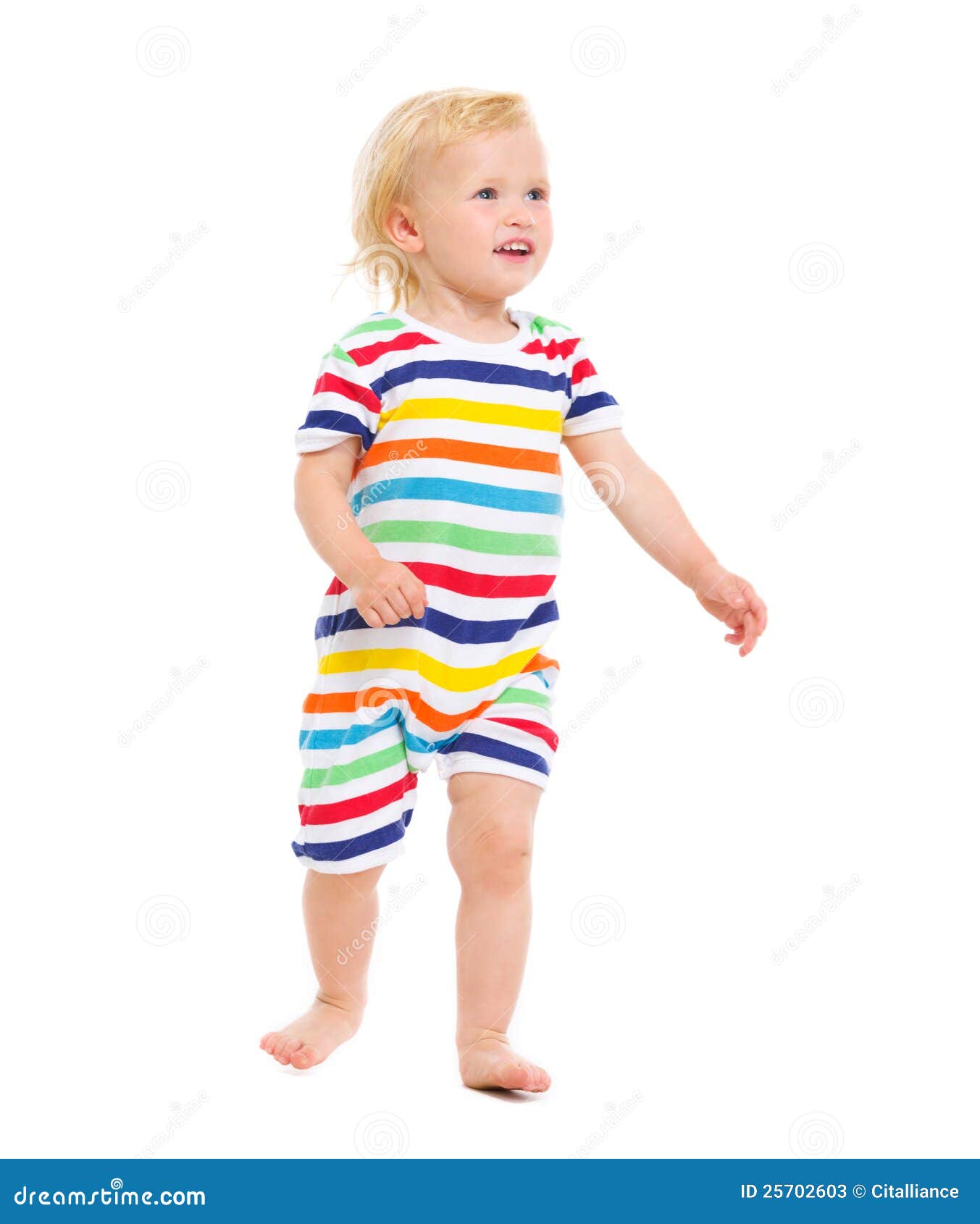 Bambino Allegro in Costume Da Bagno Che Osserva Sullo Spazio Della ... Bambino Allegro in Costume Da Bagno Che Osserva Sullo Spazio Della ...