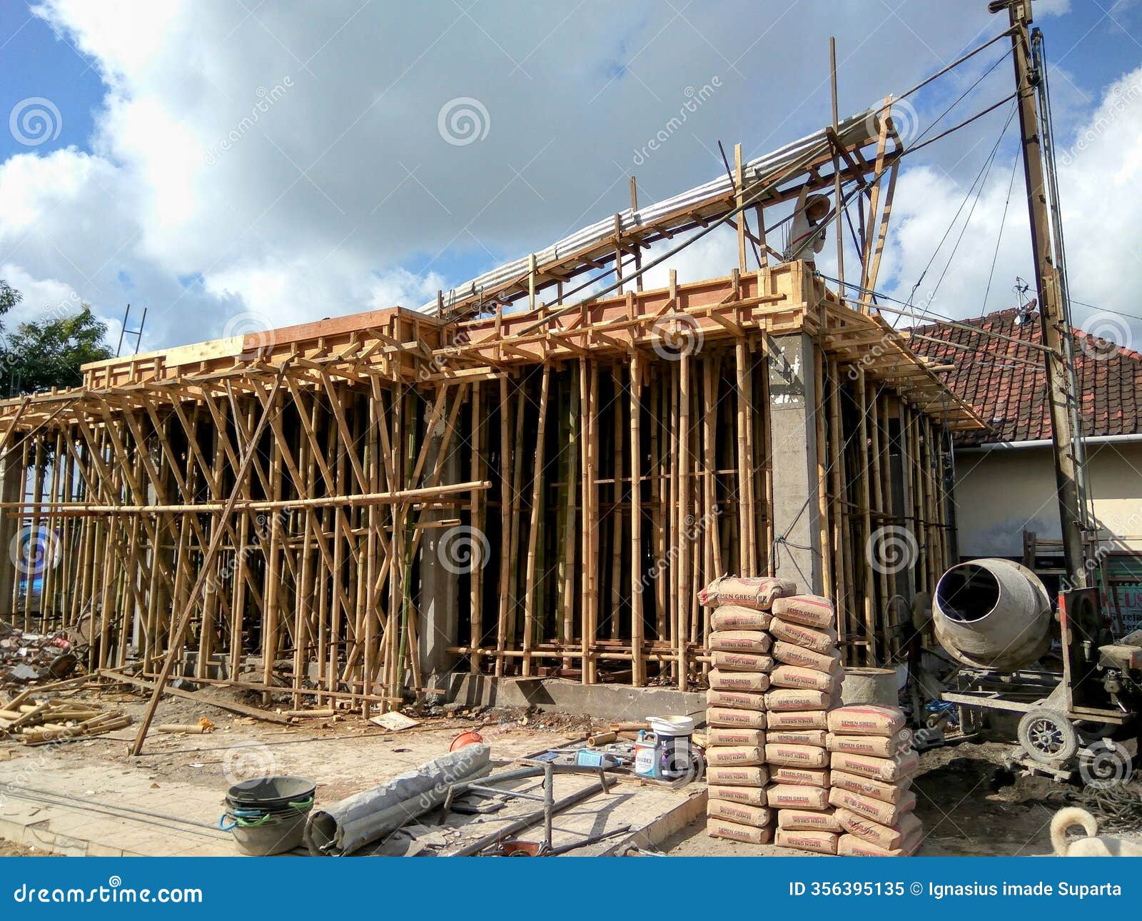 Slab Formwork For Concrete Pouring. Concrete Slab Construction For ...