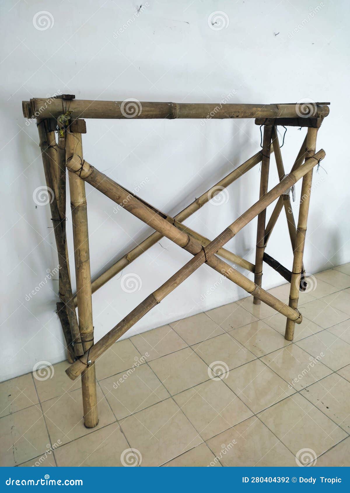 Traditional Scaffolding Made of Bamboo Stock Photo - Image of ...