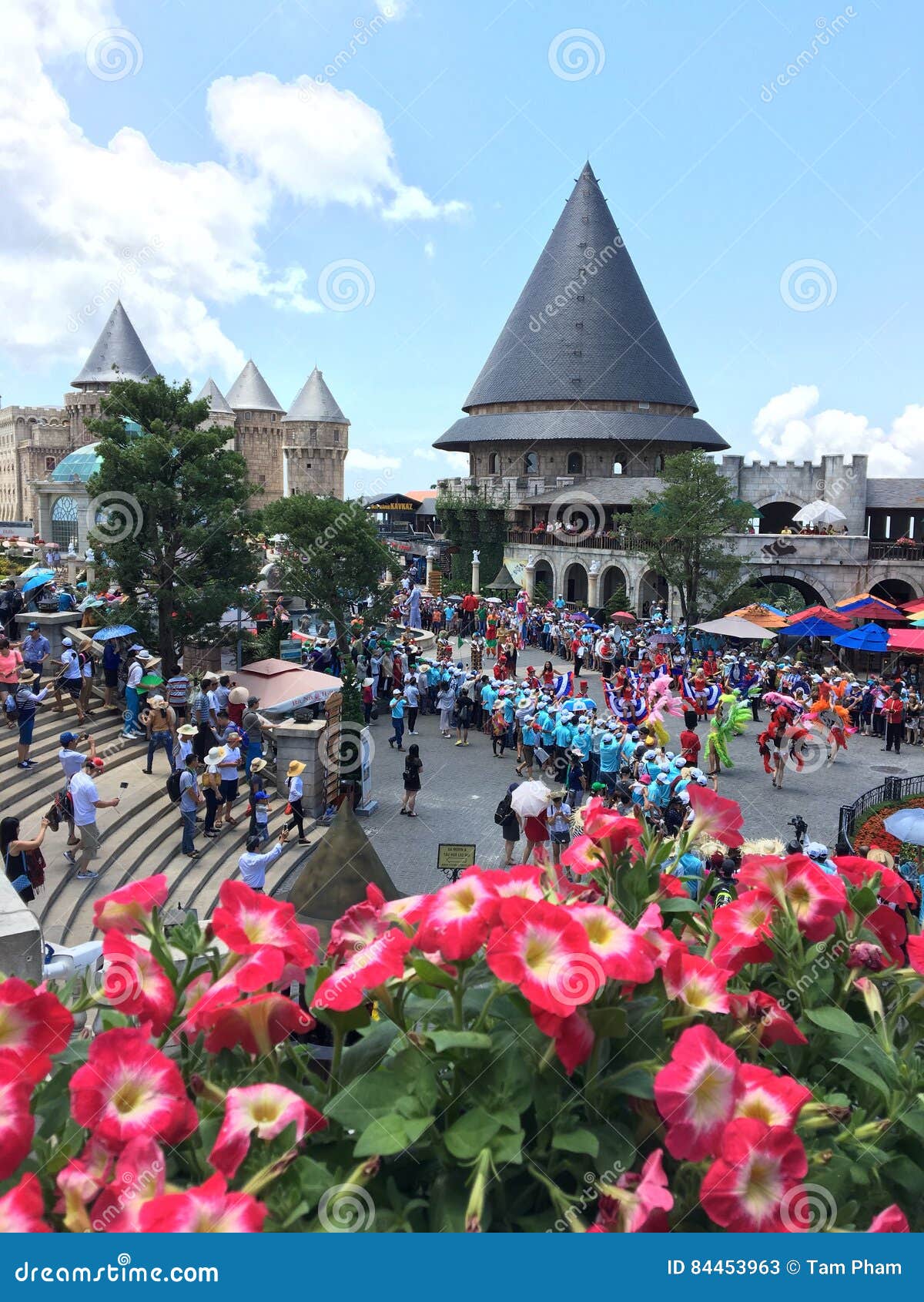 Bana Hill, Danang editorial stock photo. Image of vietnam - 84453963