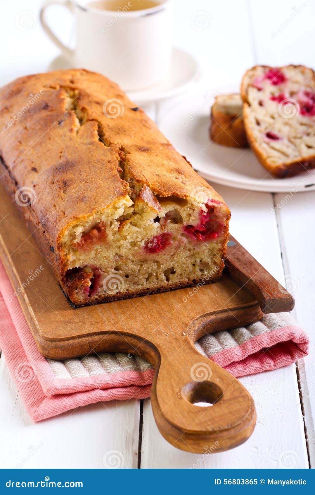 Banana and raspberry cake stock image. Image of sweet - 56803865