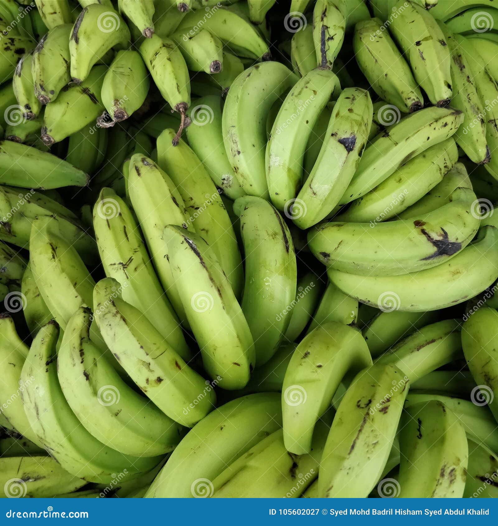 Banane image stock. Image du légumes, centrale, marché - 105602027