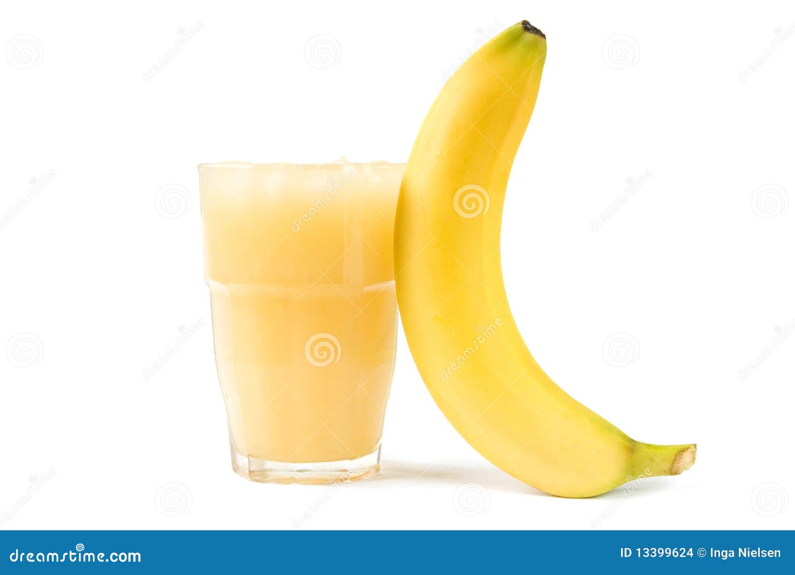 Bananensaft stockfoto. Bild von glas, reif, vollständig - 13399624