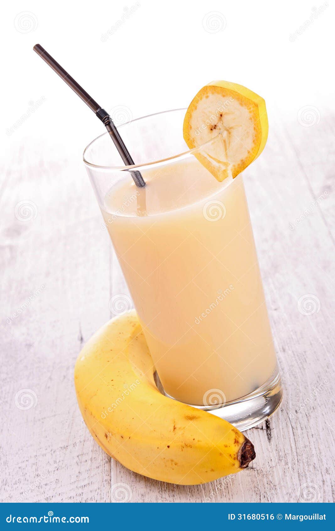 Bananensaft stockfoto. Bild von nahrung, saft, erfrischung - 31680516