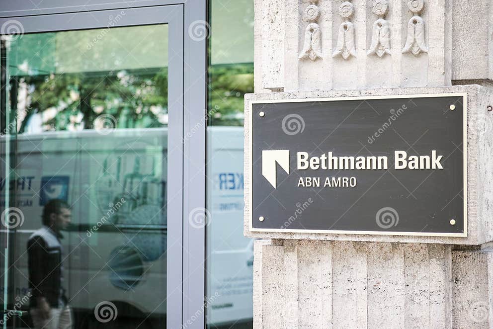 Banco ABN AMRO de Bethmann imagem de stock editorial. Imagem de avaria ...
