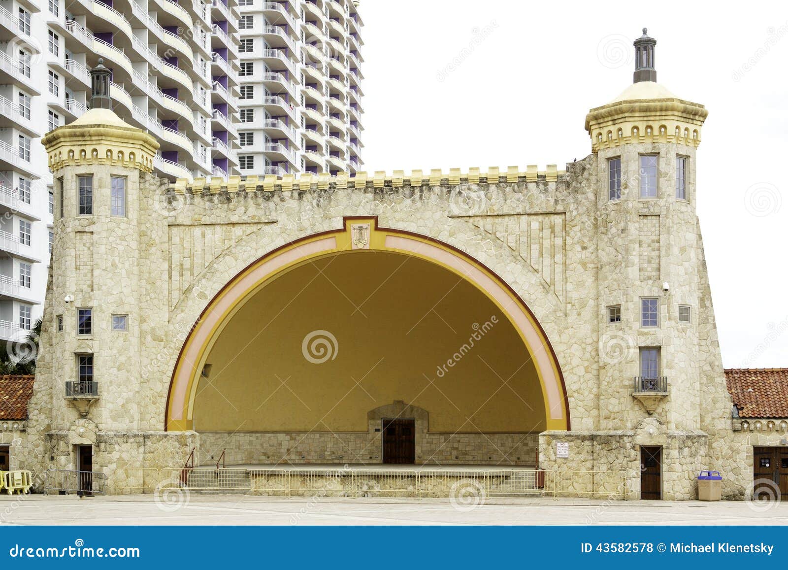 Band Shell stock photo. Image of band, venue, entertainment - 43582578