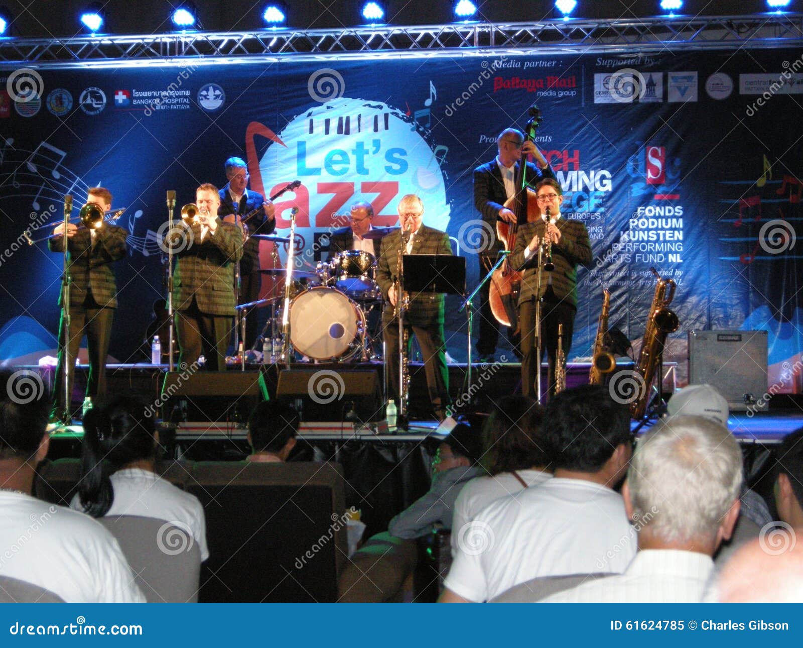 Banda de jazz imagen editorial. Imagen de jazz, jugadores - 61624785