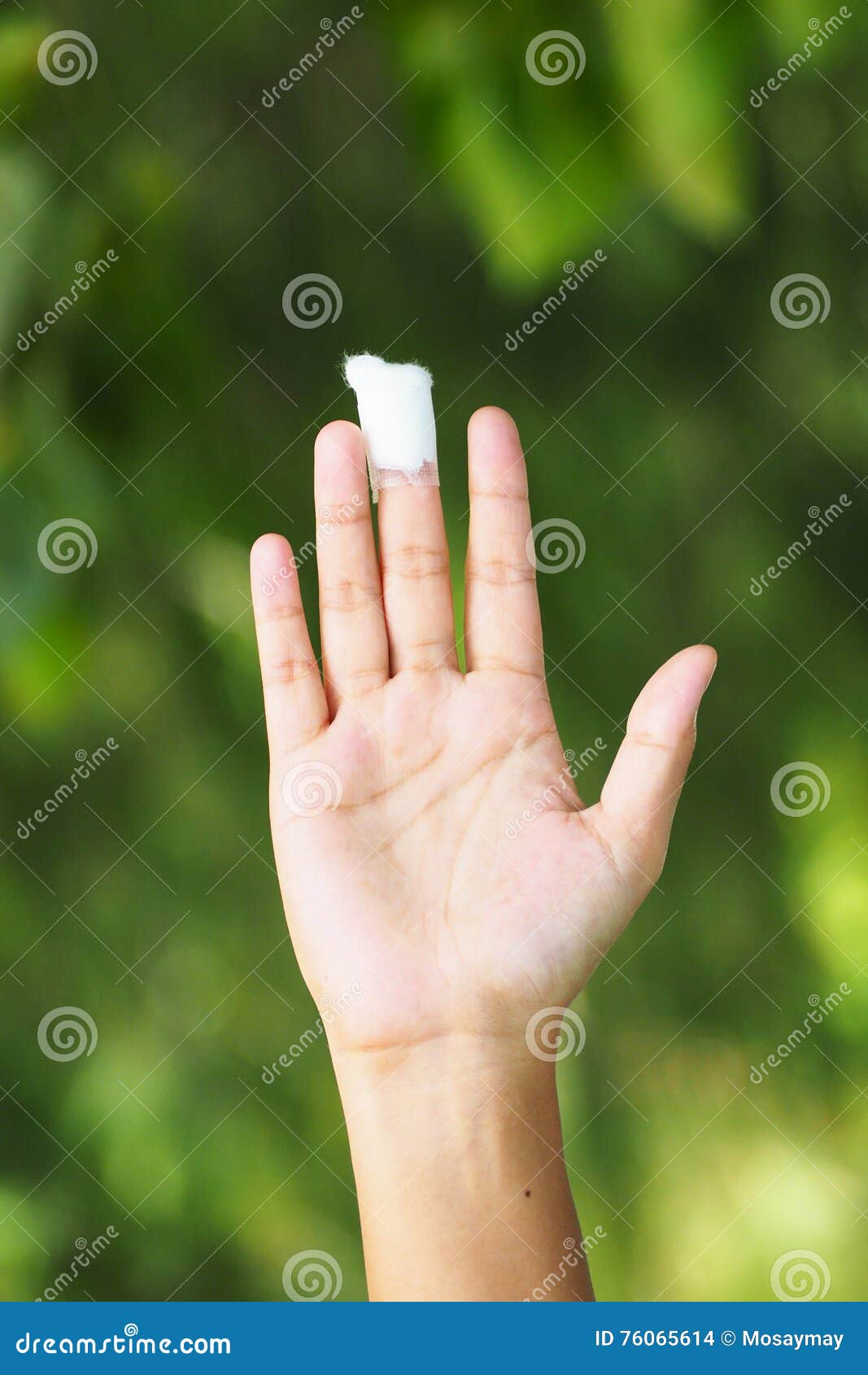 Bandage Finger for Treat Wound Stock Photo - Image of treat, finger ...