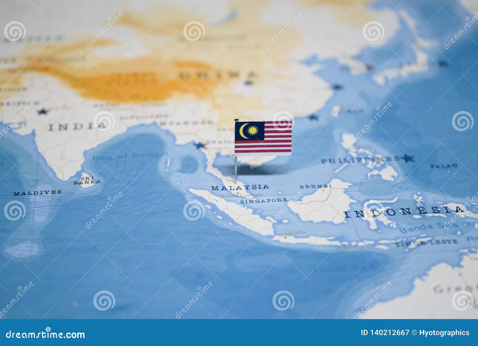 A Bandeira De Malaysia No Mapa Do Mundo Imagem de Stock - Imagem de ...