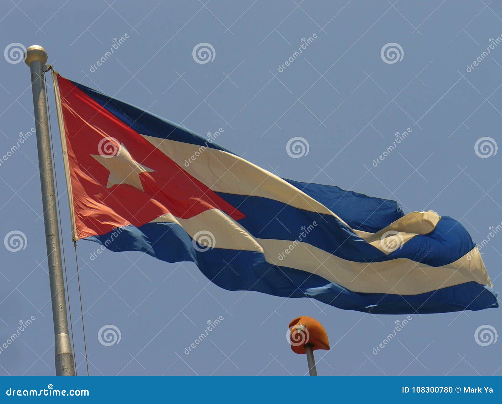 Bandeira Nacional De Cuba, Bandeira De Cuba Foto de Stock - Imagem de ...