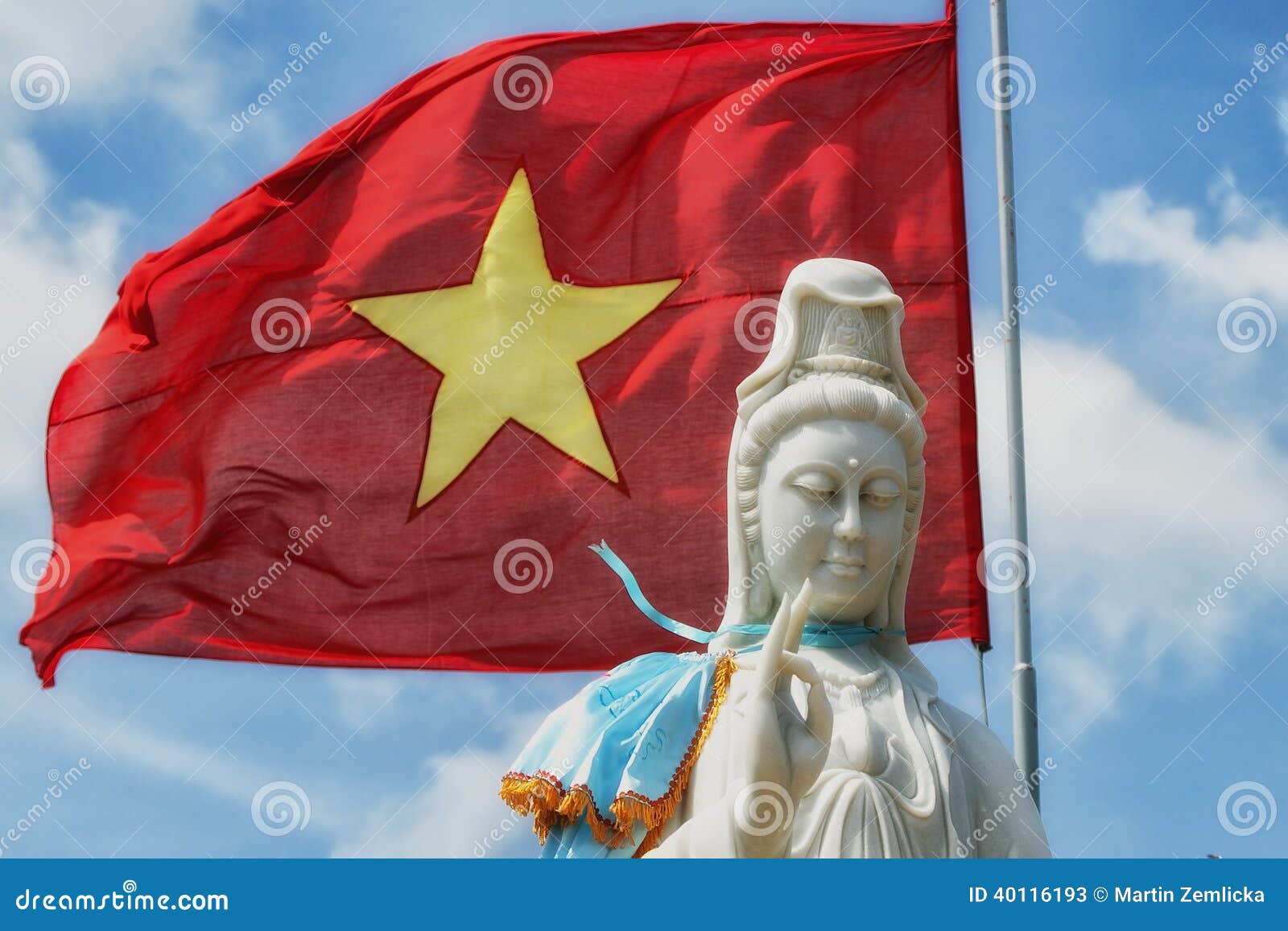 Bandera De Buda Y De Vietnam Imagen de archivo - Imagen de buda ...