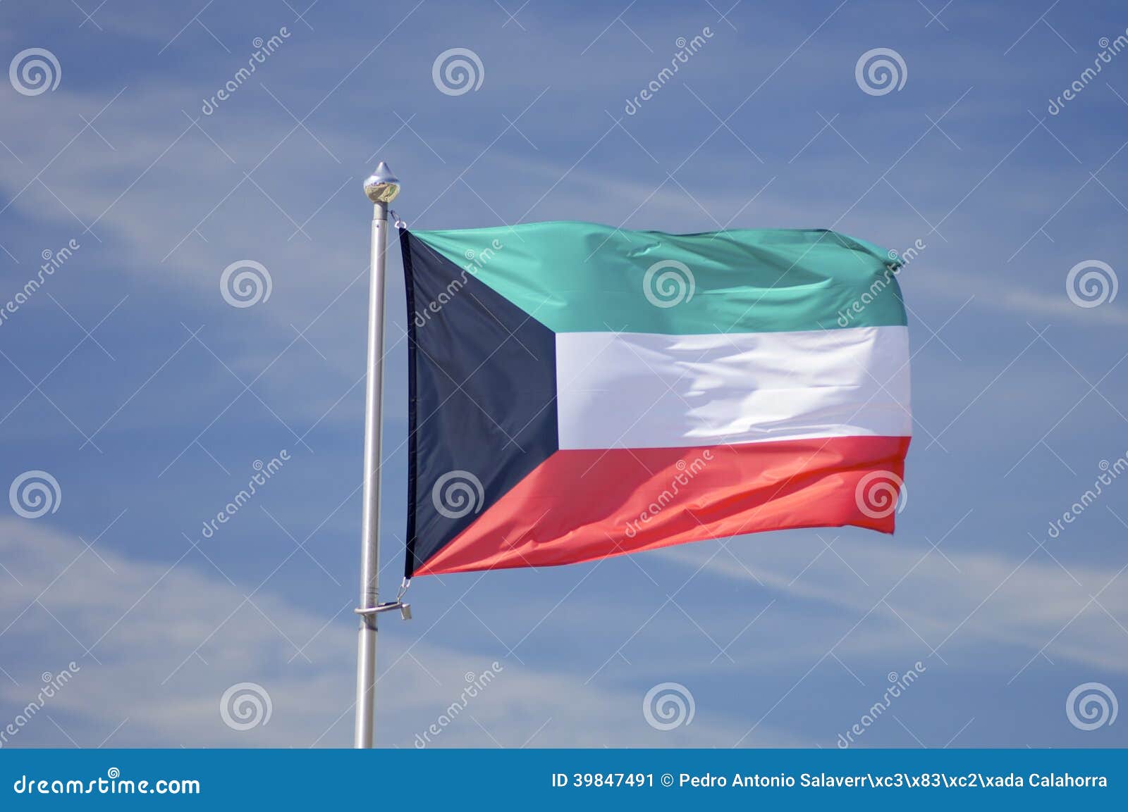 Bandera de Kuwait imagen de archivo. Imagen de poste - 39847491