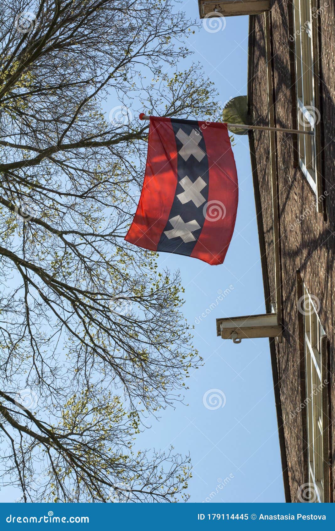 Bandera Habitual De Amsterdam En El Edificio Imagen de archivo - Imagen ...