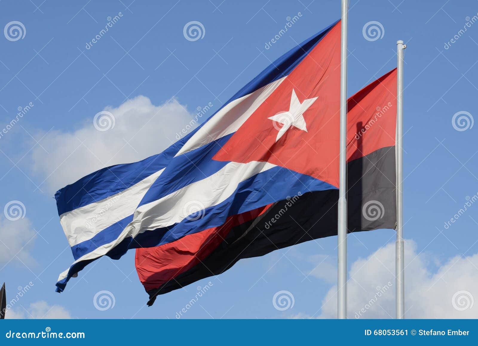 Bandierina cubana fotografia editoriale. Immagine di supporto - 68053561