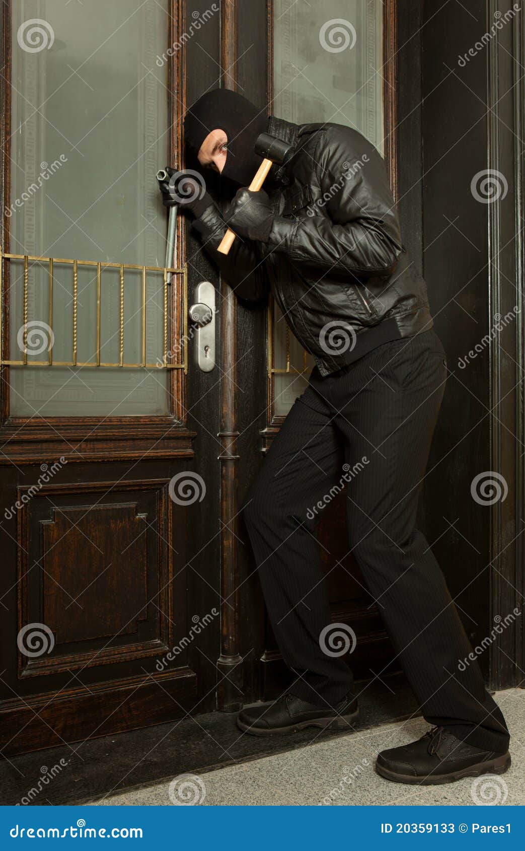 Bandito immagine stock. Immagine di rischio, gangster - 20359133