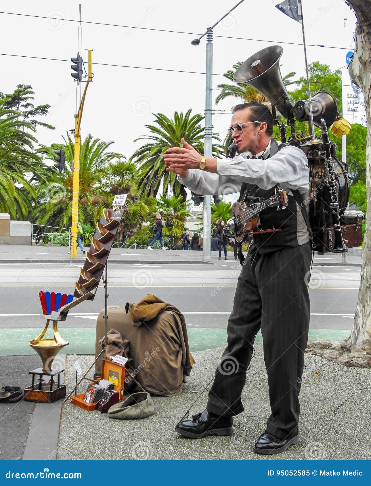 Bandman en redaktionell foto. Bild av intressera, utanför - 95052585