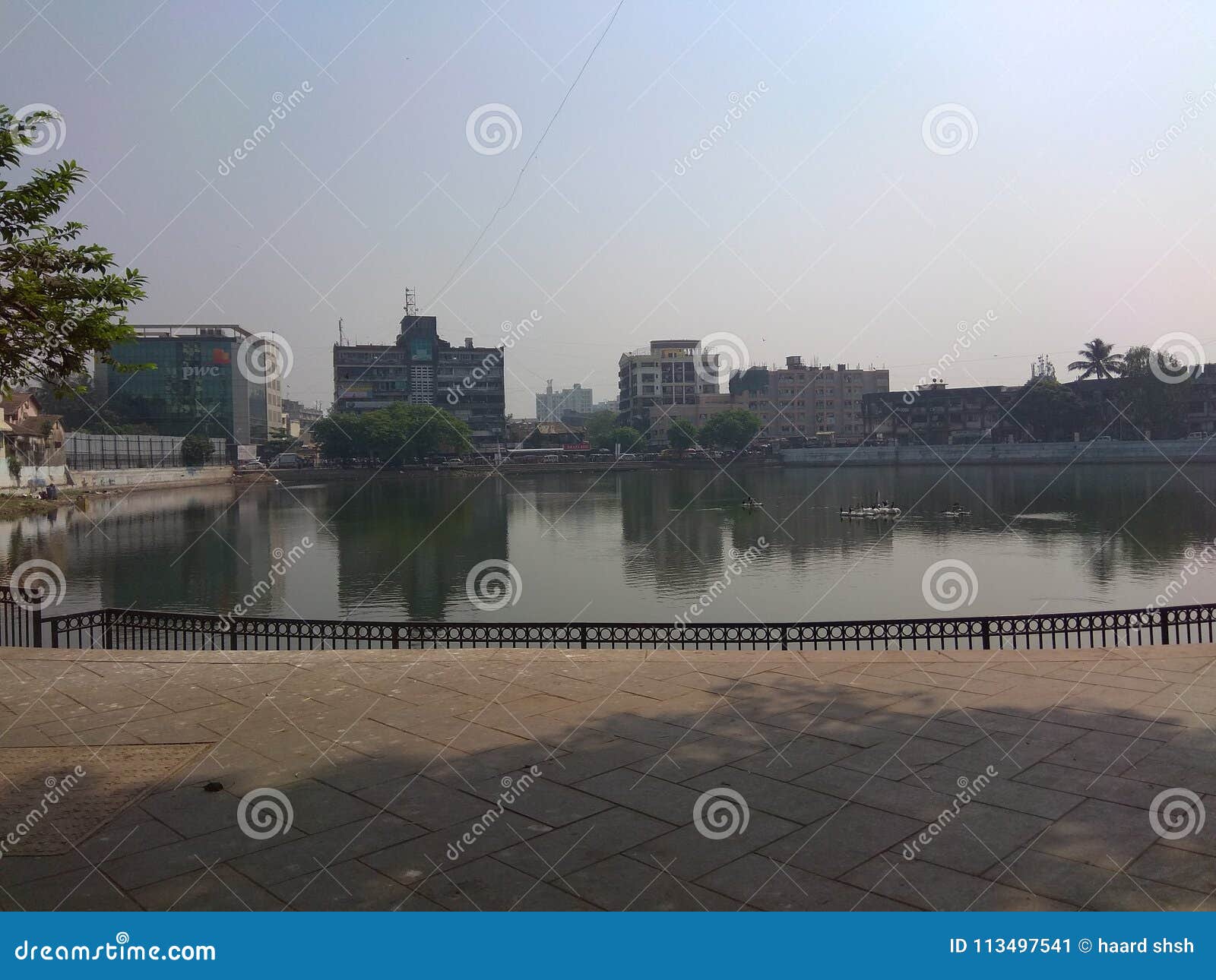 Bandra talao editorial photo. Image of bandra, buildings - 113497541