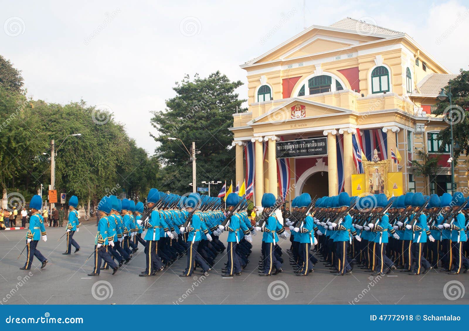 BANGKOK - DECEMBER 2 : Thai Royal Guard Military during the King ... BANGKOK - DECEMBER 2 : Thai Royal Guard Military during the King ...