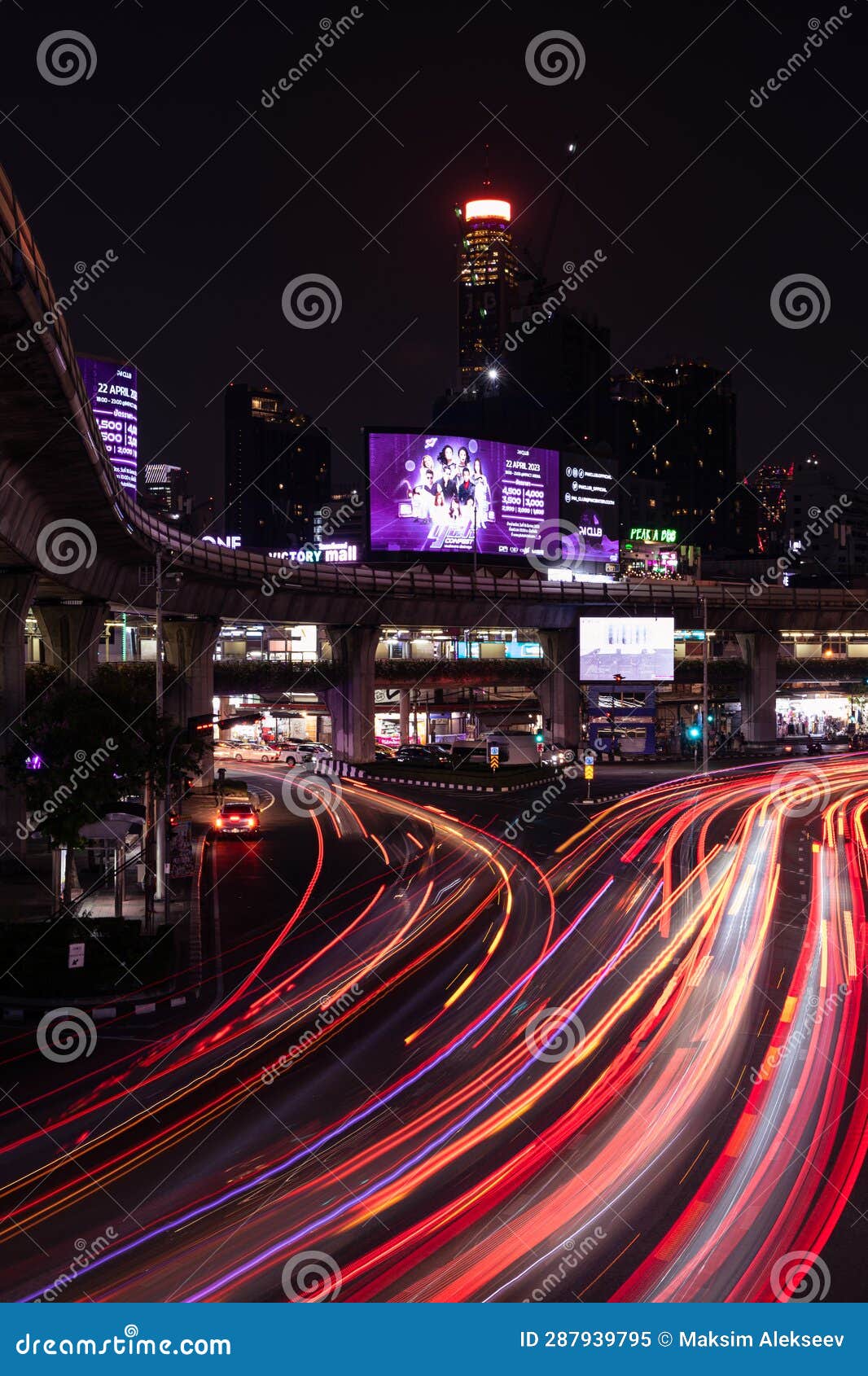 Bangkok Light Flows at Night Editorial Image - Image of city, landmark ...