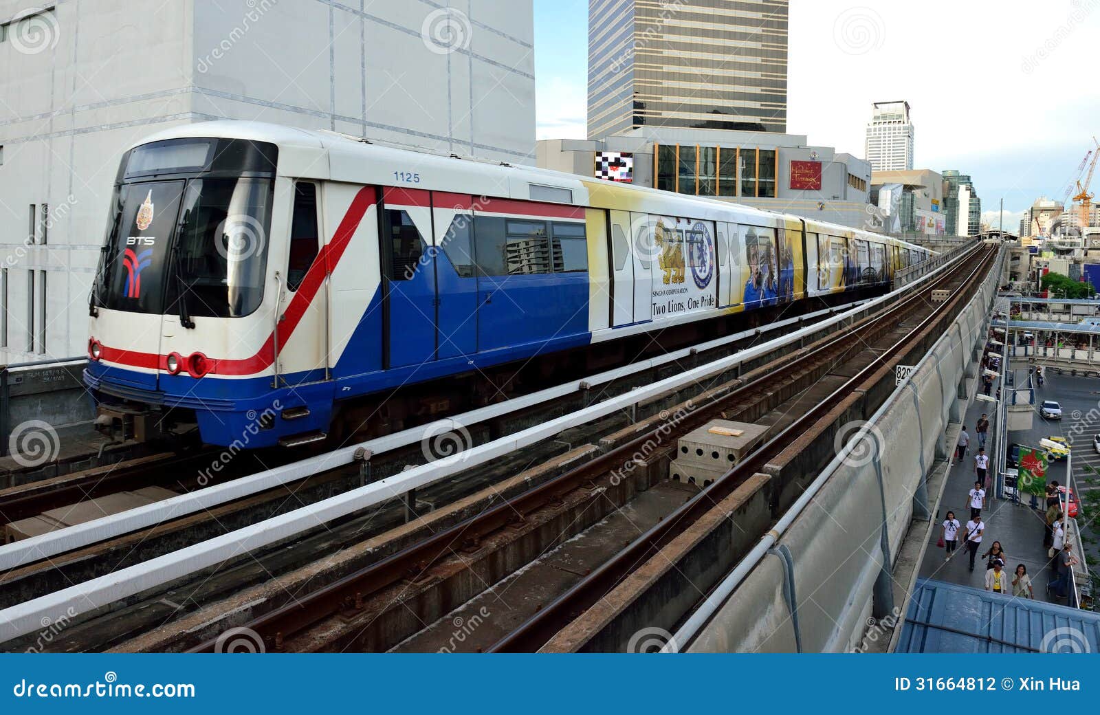 Bangkok Skytrain BTS editorial photography. Image of road - 31664812