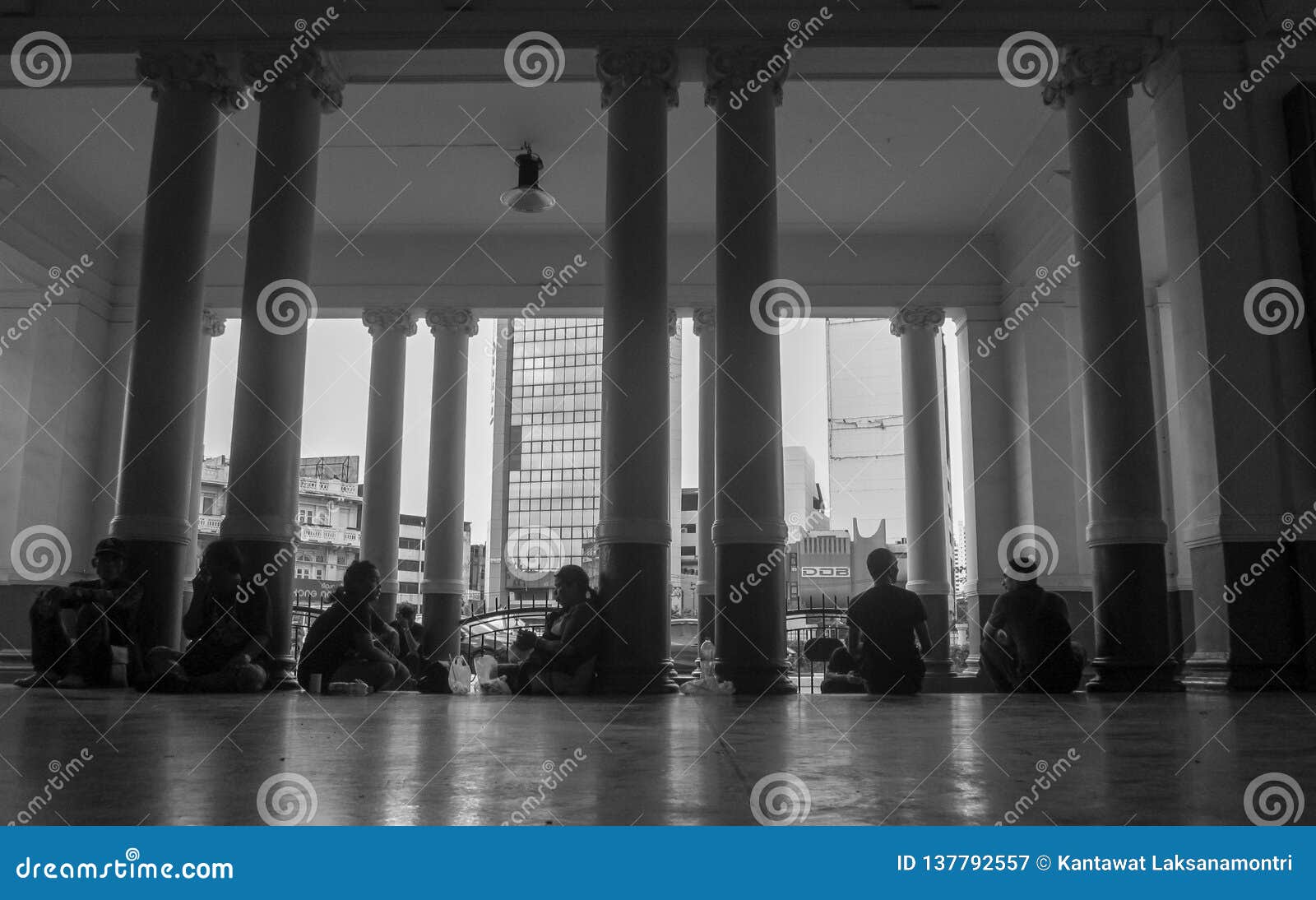 Bangkok Station editorial photography. Image of train - 137792557