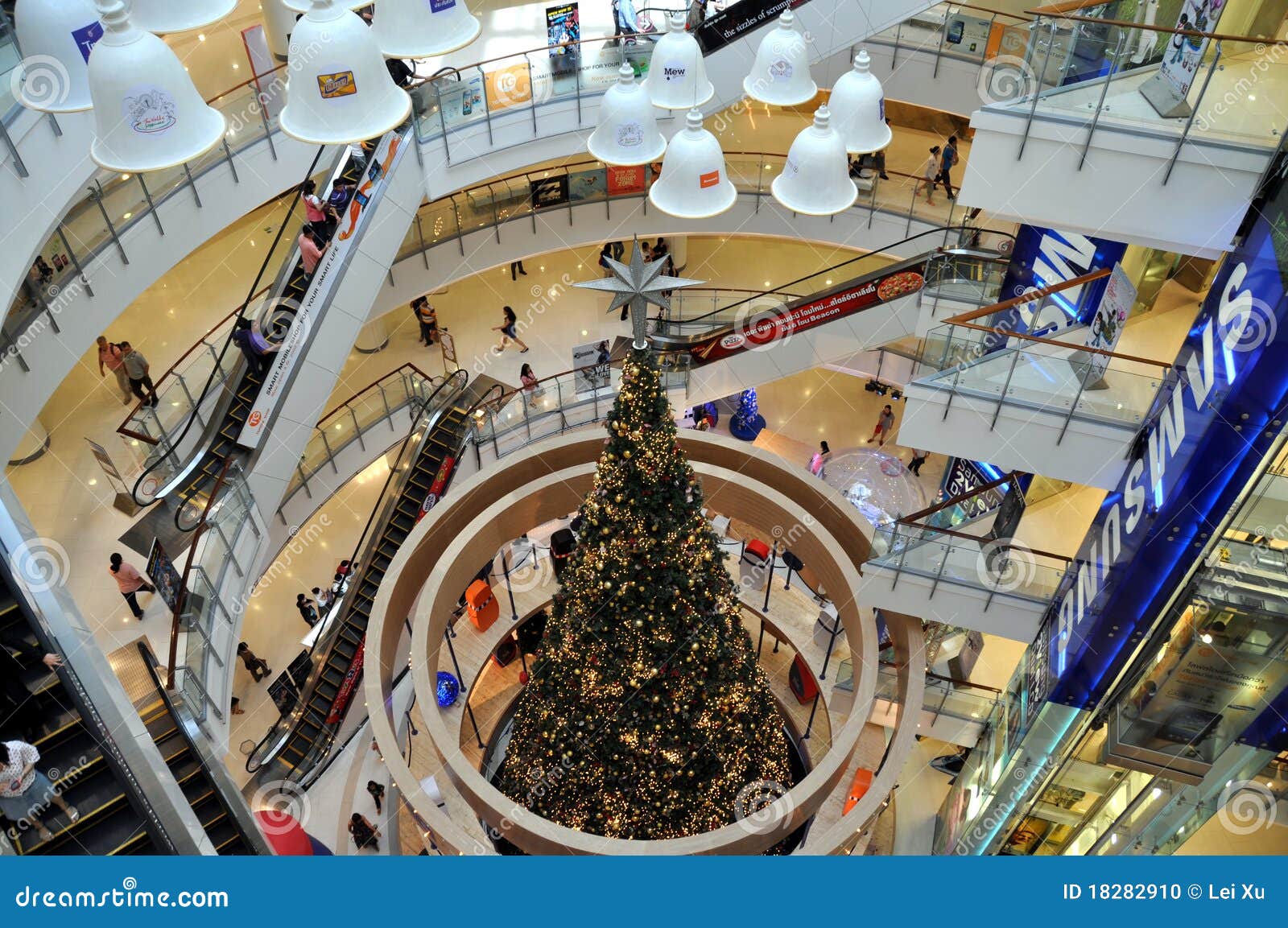 Bangkok, Thailand: Central World Plaza Editorial Image - Image of ultra ...