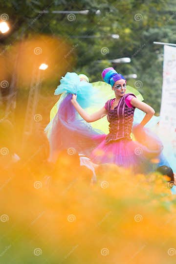 Bangkok Thailand December 13 2014 An Unidentified Female Dance And