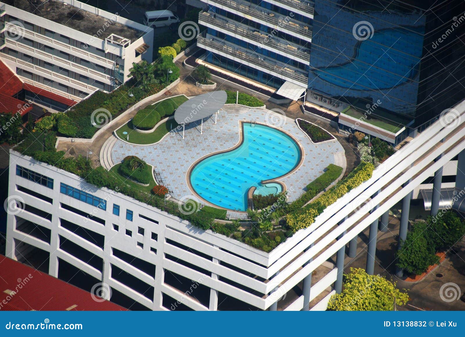 Bangkok, Thailand: Luxury Hotel Rooftop Pool Stock Photo - Image of ...