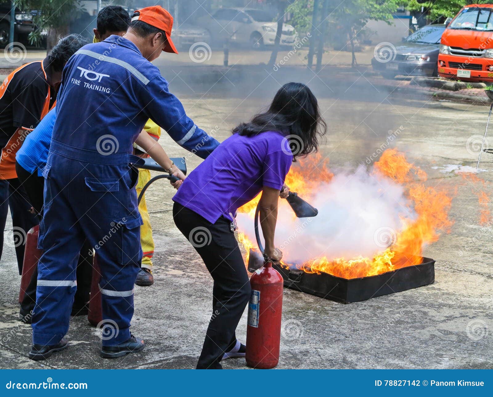BANGKOK, THAILAND - OCTOBER 11, 2016 : People are Practicing in Fire ...