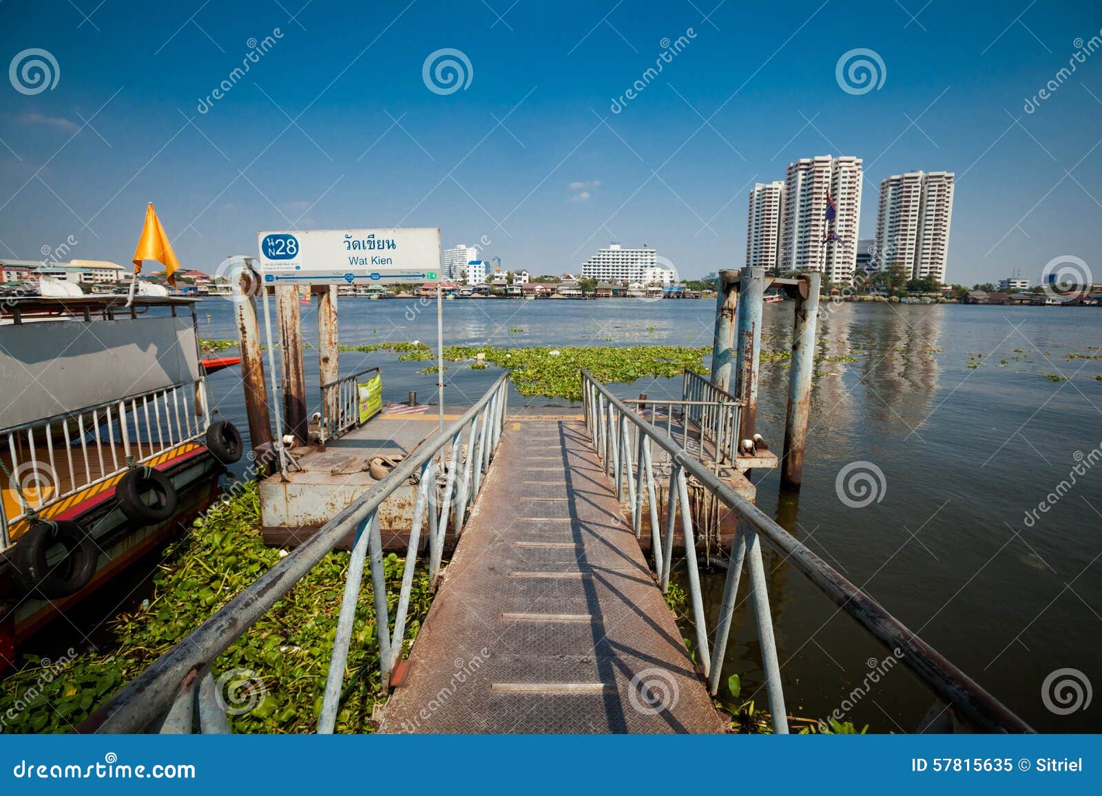 Bangkok View - Chao Phraya River Editorial Image - Image of scenery ...