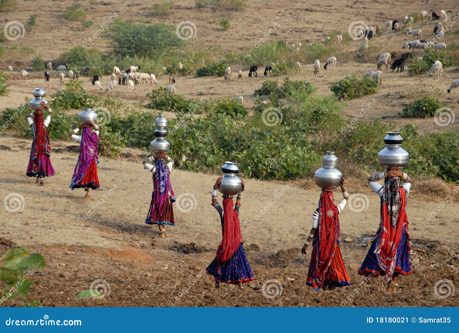 Banjara Tribes in India editorial photo. Image of people - 18180021