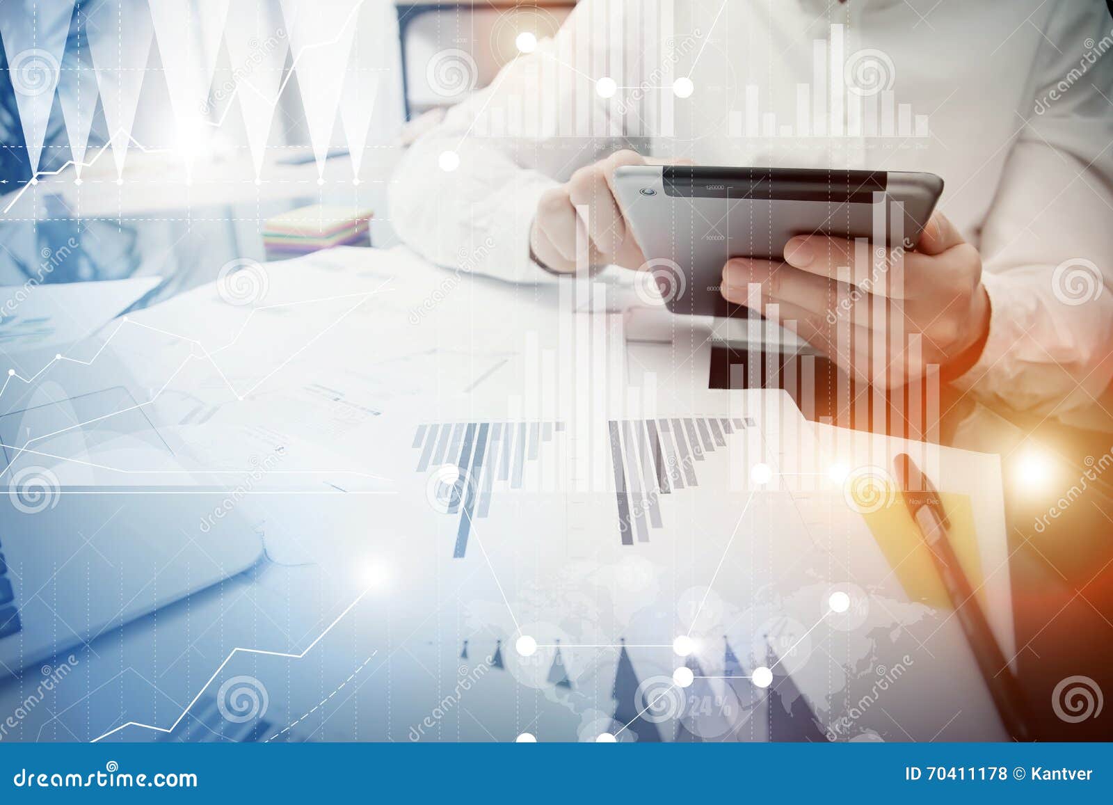 Exchange Device Stock Illustrations – 12,006 Exchange Device Stock ...