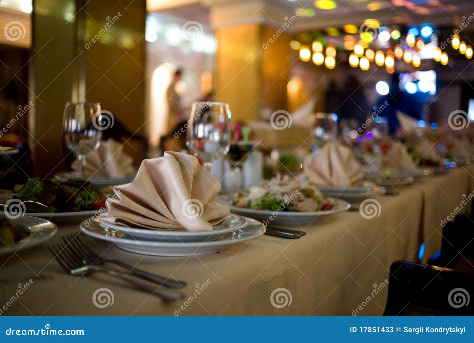 BANKETT-TABELLE stockbild. Bild von feier, kopfsalat - 17851433