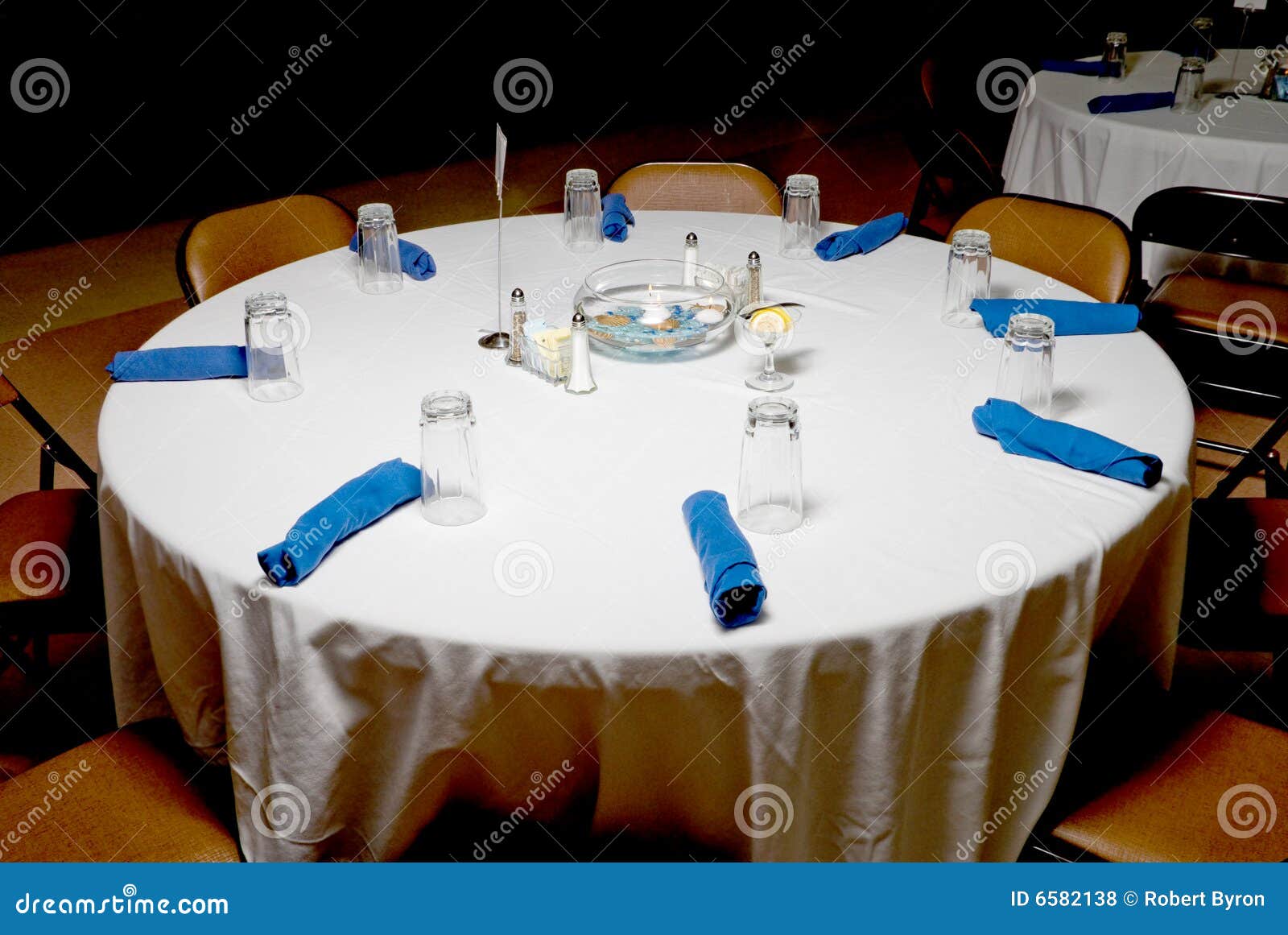 Bankett-Tabelle stockfoto. Bild von phantasie, messer - 6582138