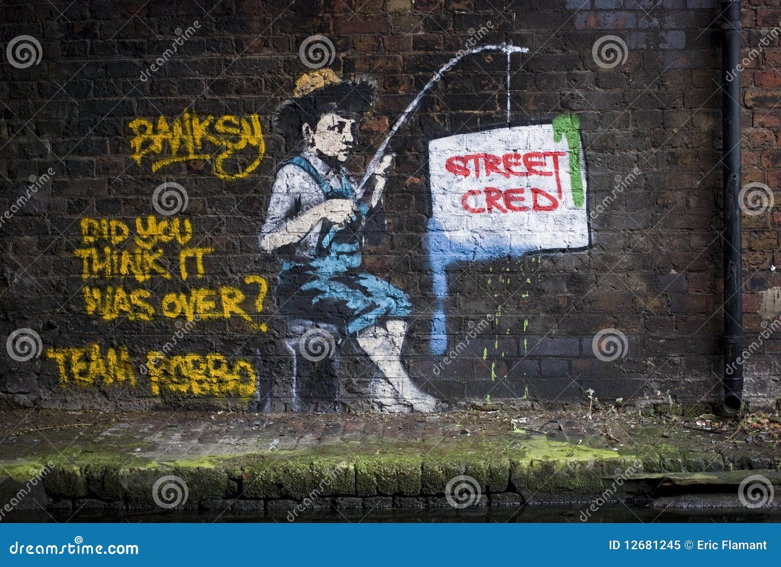 Banksy vs Robbo editorial image. Image of bricks, blue - 12681245