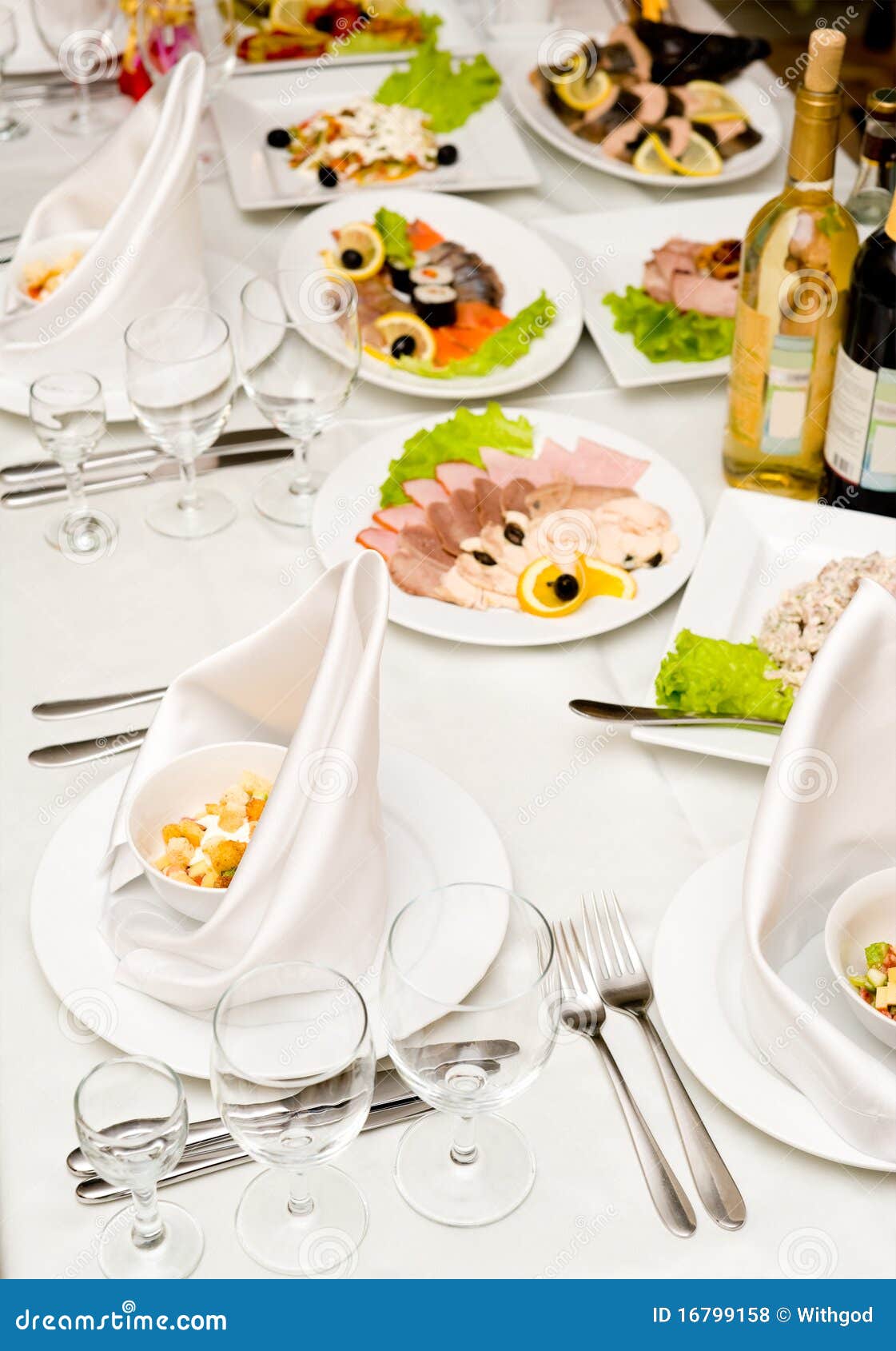 Banquet restaurant table stock photo. Image of party - 16799158