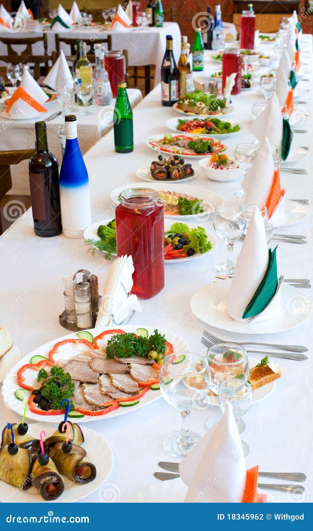 Banquet restaurant table stock photo. Image of indoors - 18345962