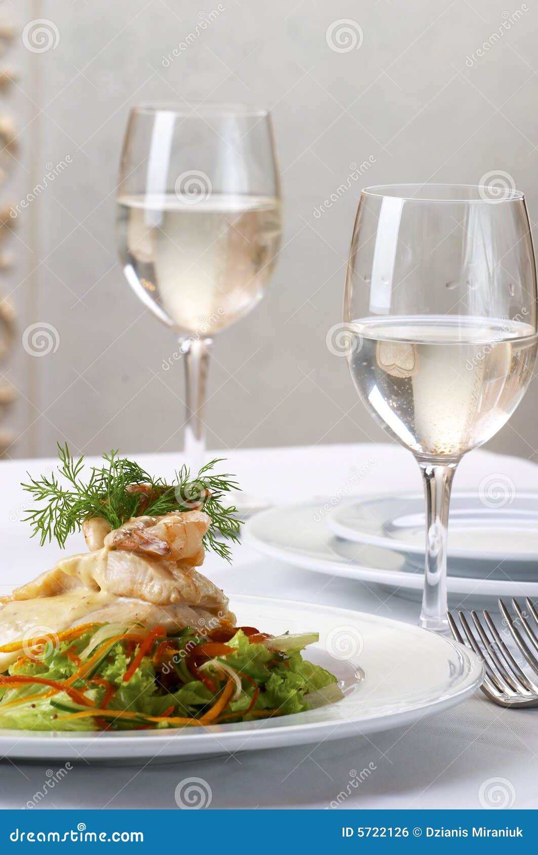 Banquet Table Setting, Seafood Stock Photo - Image of alcohol, dish ...