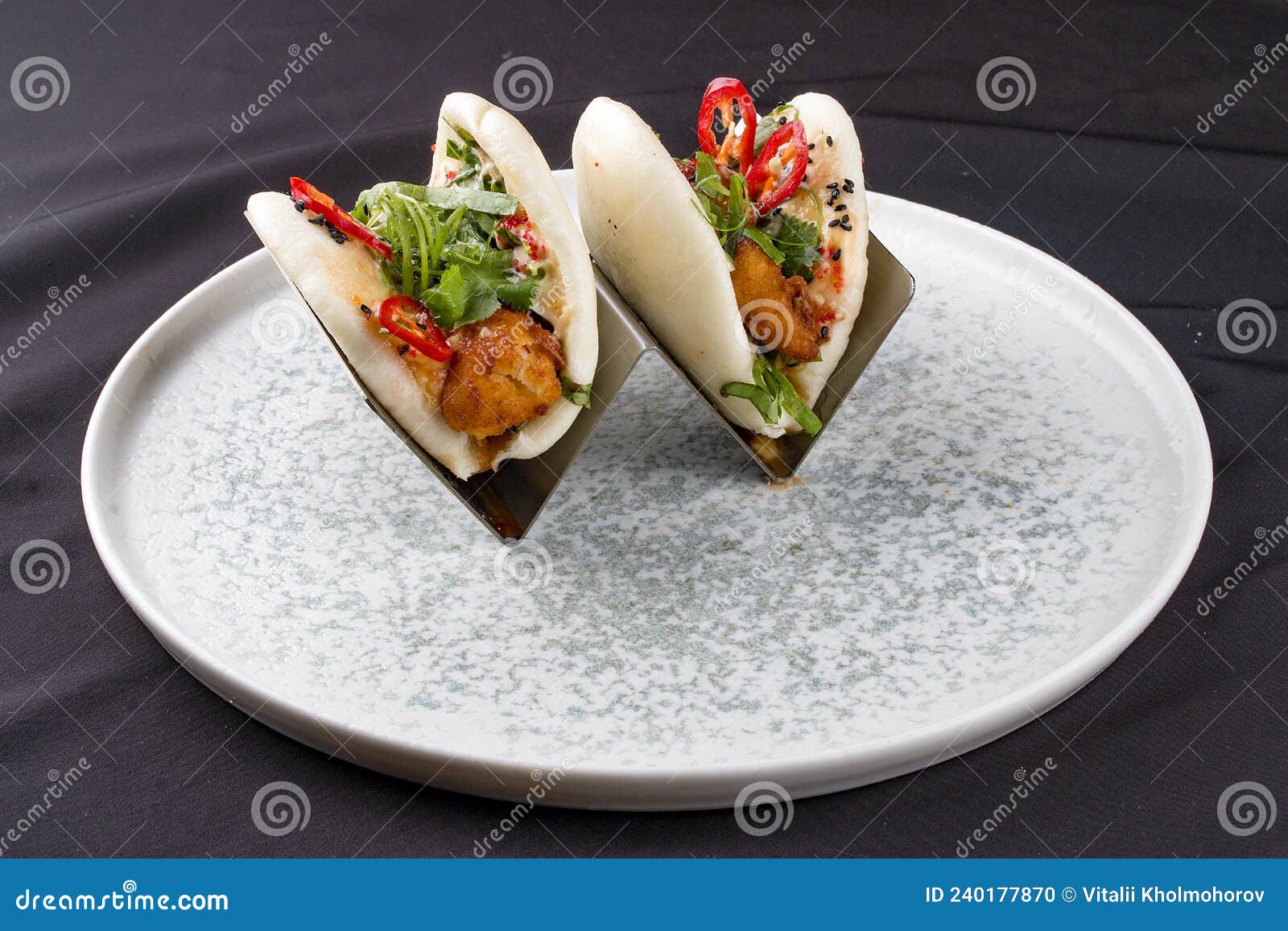 Bao, Steamed Rice Buns, with Chicken Stock Photo - Image of snack ...