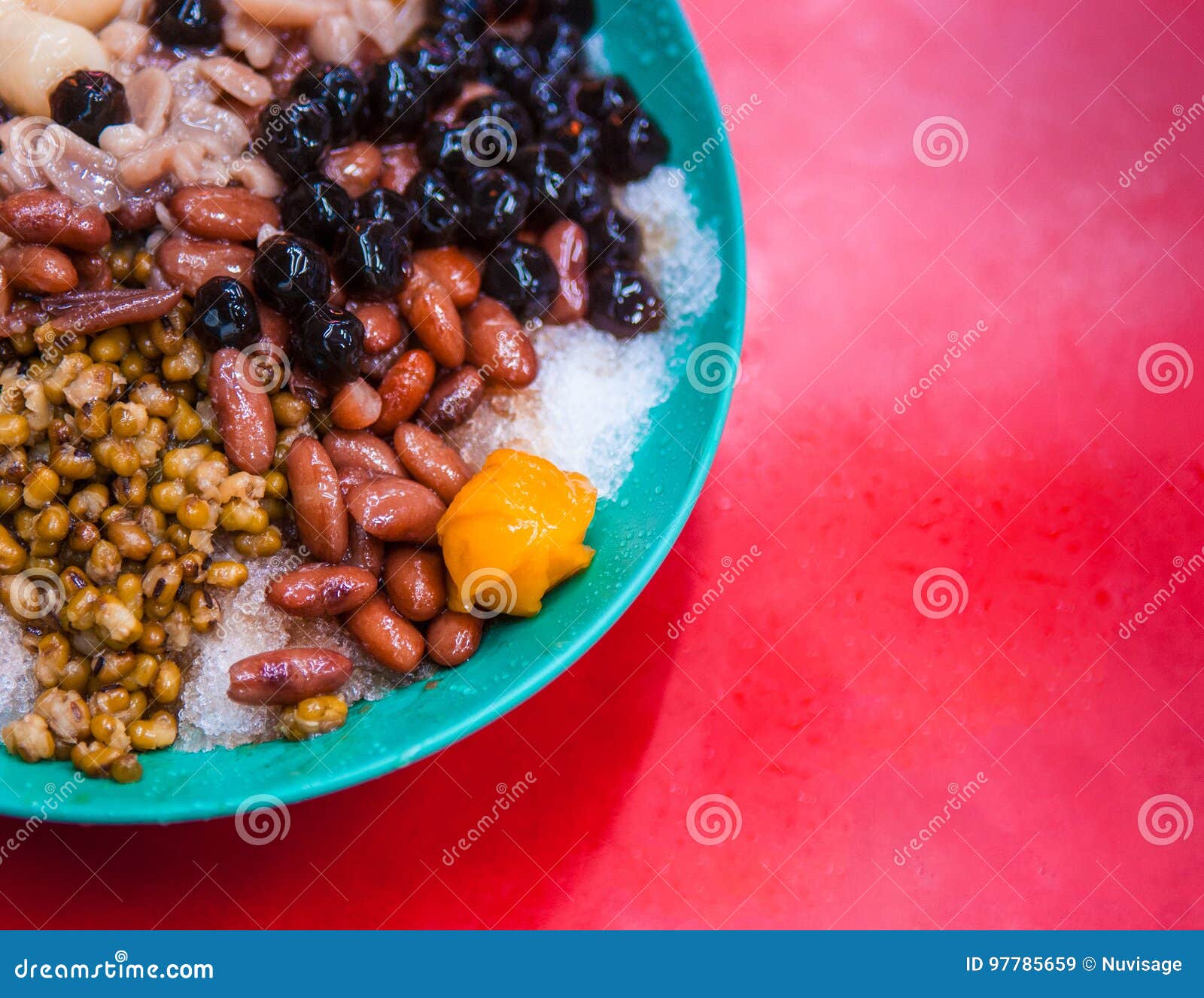 Baobing, Taiwanese Shaved Ice Dessert. Stock Image - Image of dessert ...