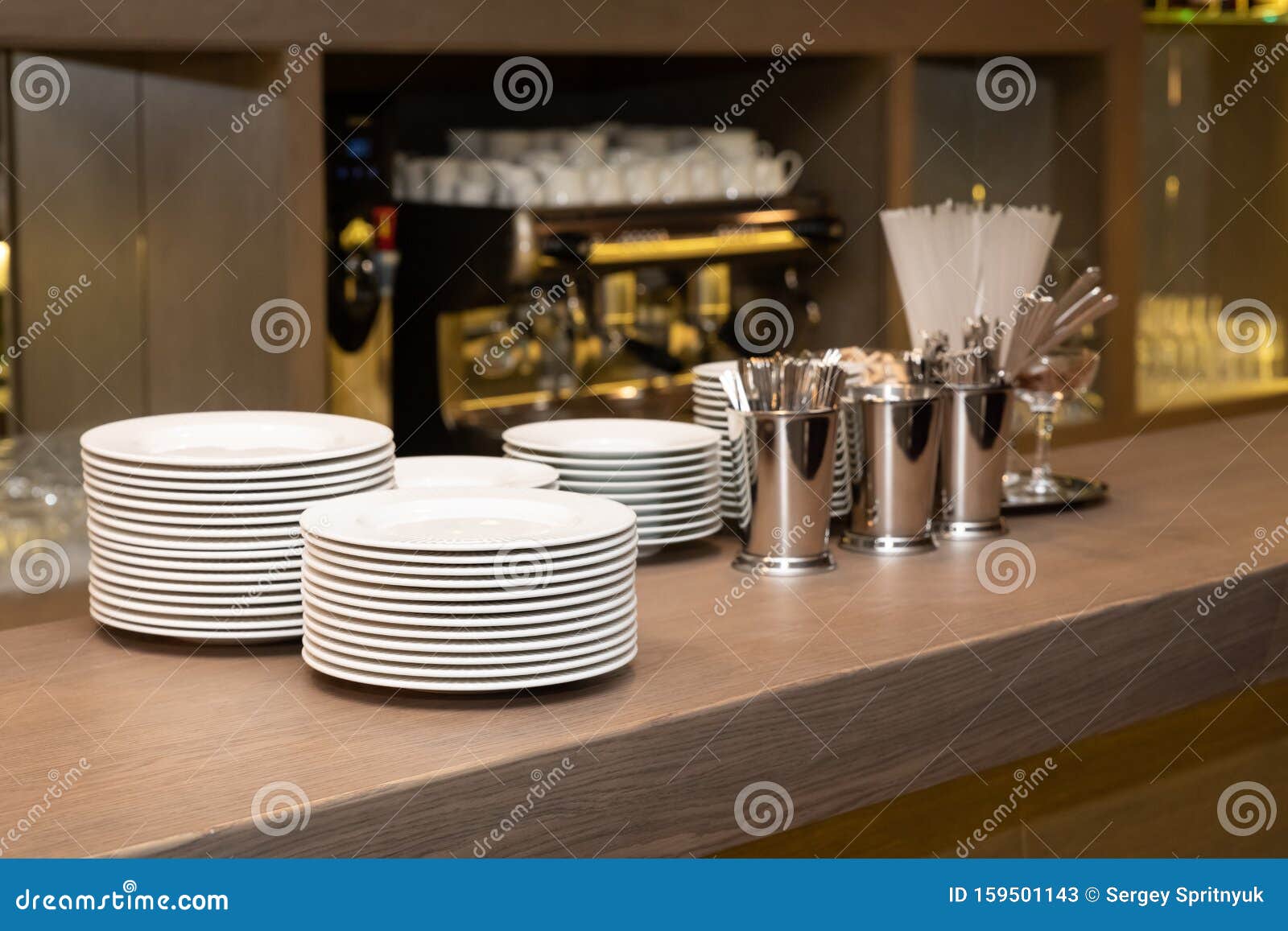 Bar Counter with Clean Dishes Close Up. Barroom in Restaurant, Ready ...