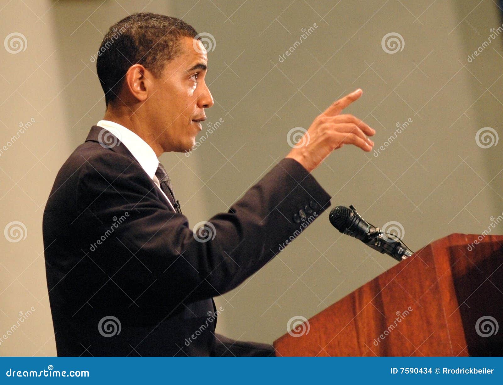Barack Obama editorial stock image. Image of point, profile - 7590434