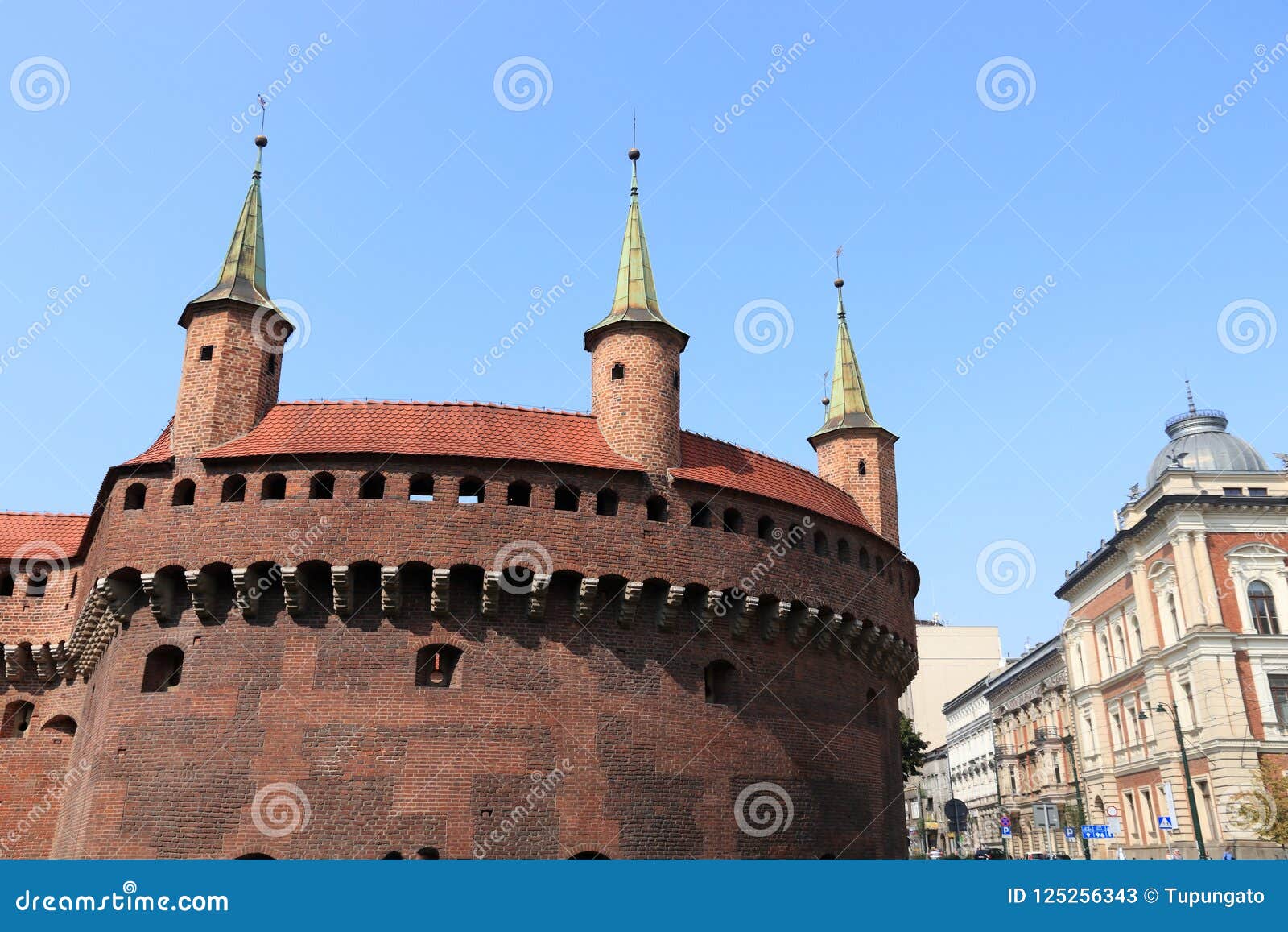 Barbacane a Cracovia immagine stock. Immagine di osservazione - 125256343