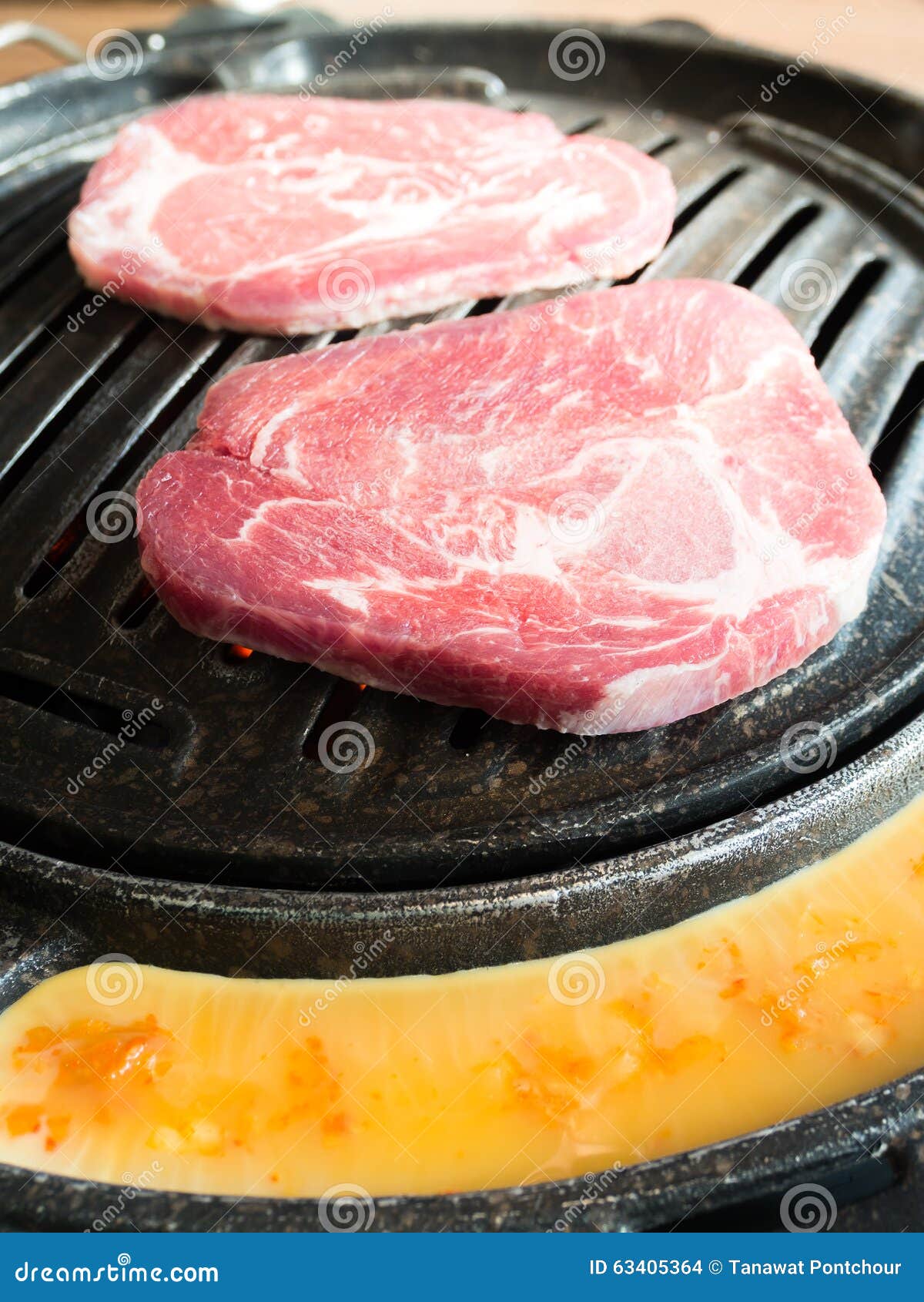 Barbacoa Coreana Del Estilo Foto de archivo - Imagen de gusto, huevo ...