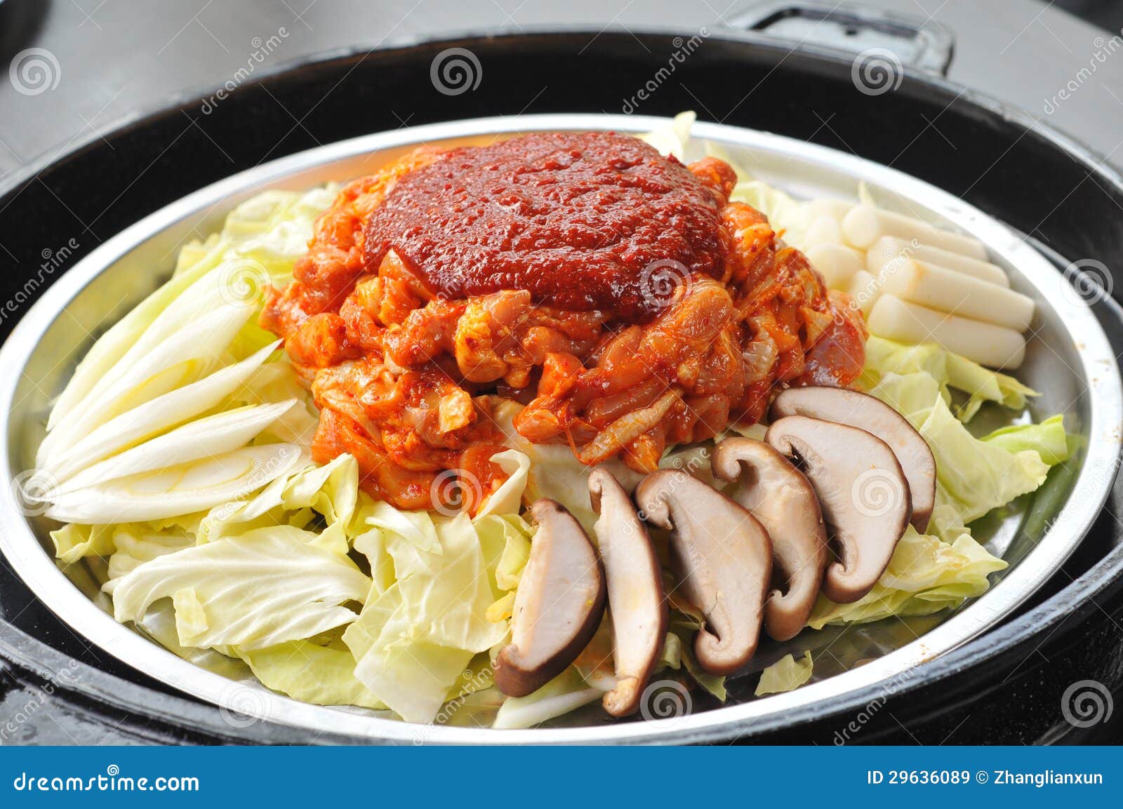 Barbecue coreano immagine stock. Immagine di cuoco, arrosti - 29636089