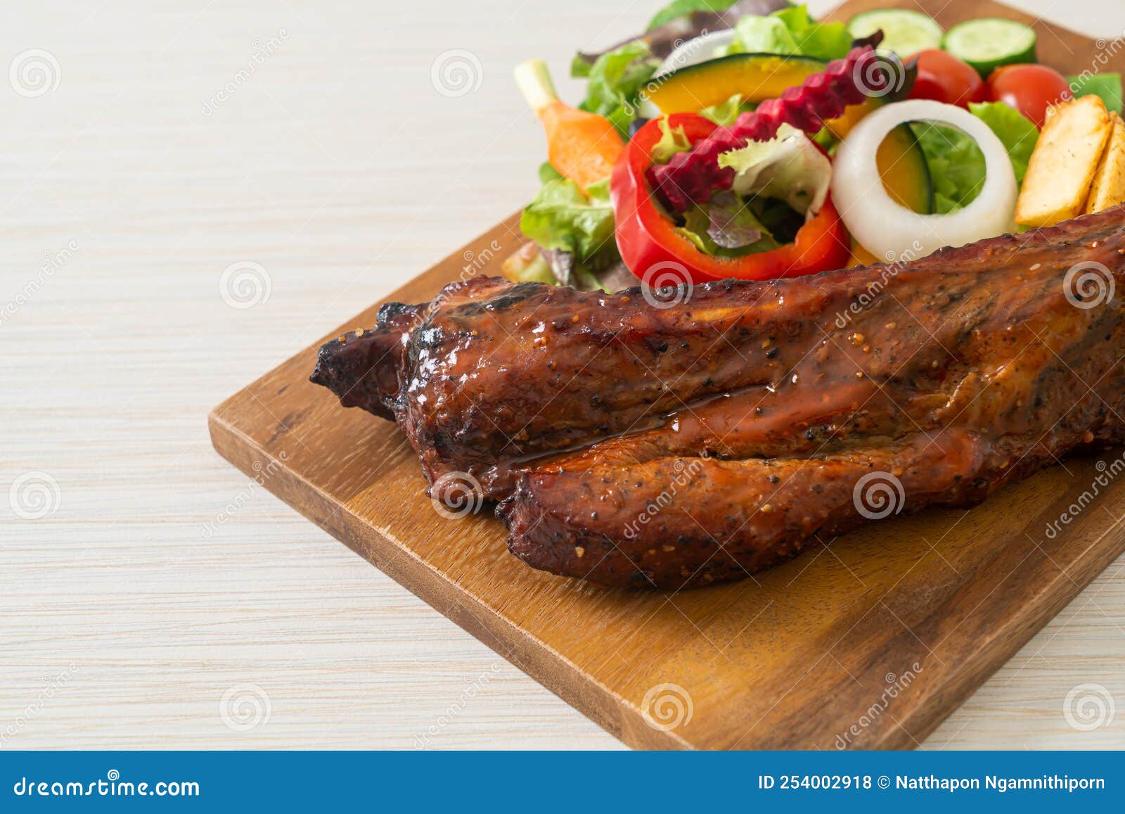 Barbecue Pork Spare Ribs with Vegetables Stock Photo - Image of ...